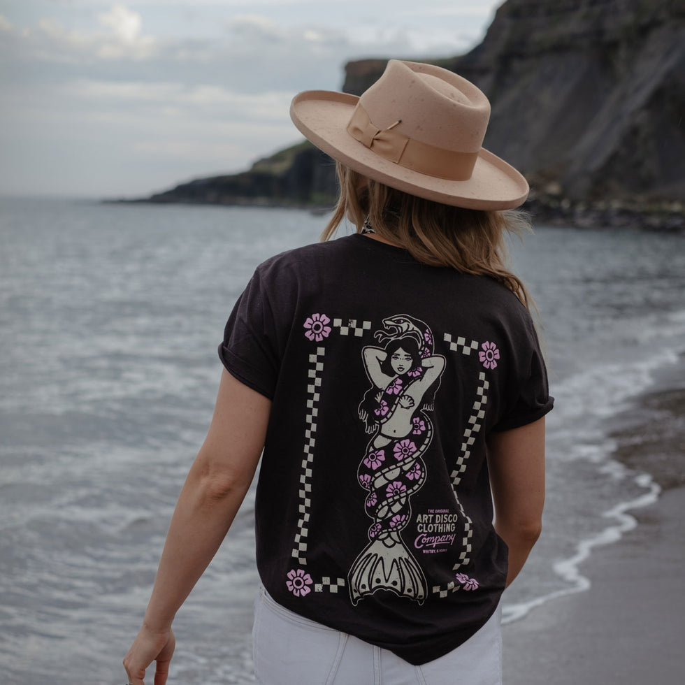 Deep Blue Sea Sweatshirt | Womens white sweatshirt with back print ...